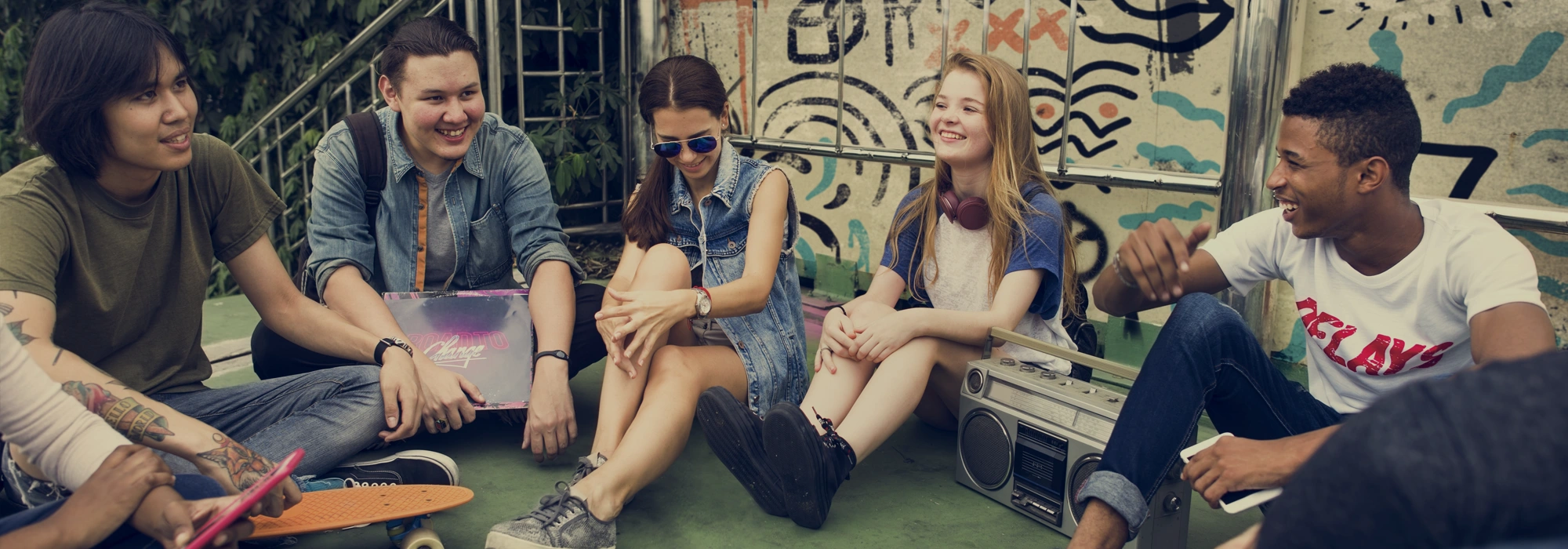 A Parent’s Guide on Peer Pressure & Teens | BLOOM